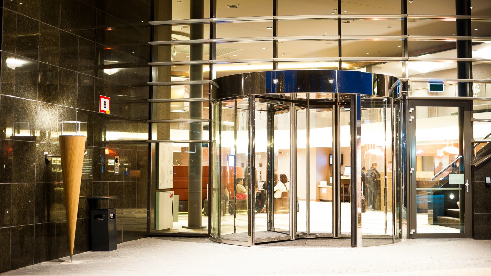 Entrance for Hotels | Bauporte is your specialist | Bauporte Design ...